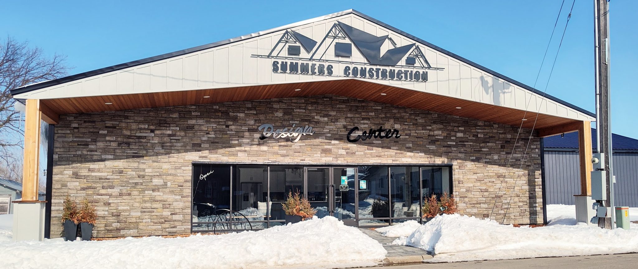 Sandwiched between a host of longtime Vergas businesses, Mike and Joy ...